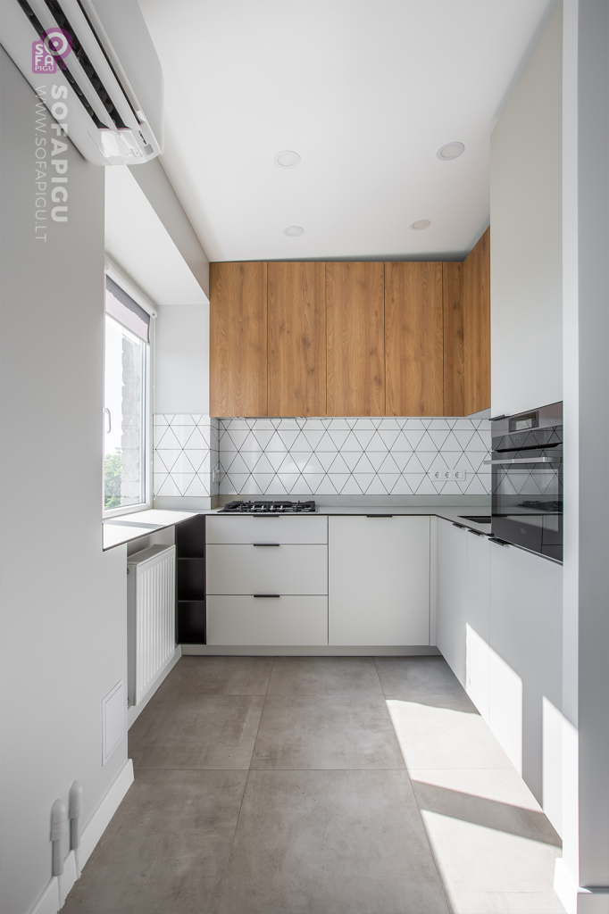 NAMO / BUTO INTERJERAS DIZAINAS PRIES IR PO NUOTRAUKOS GERA KOKYBE