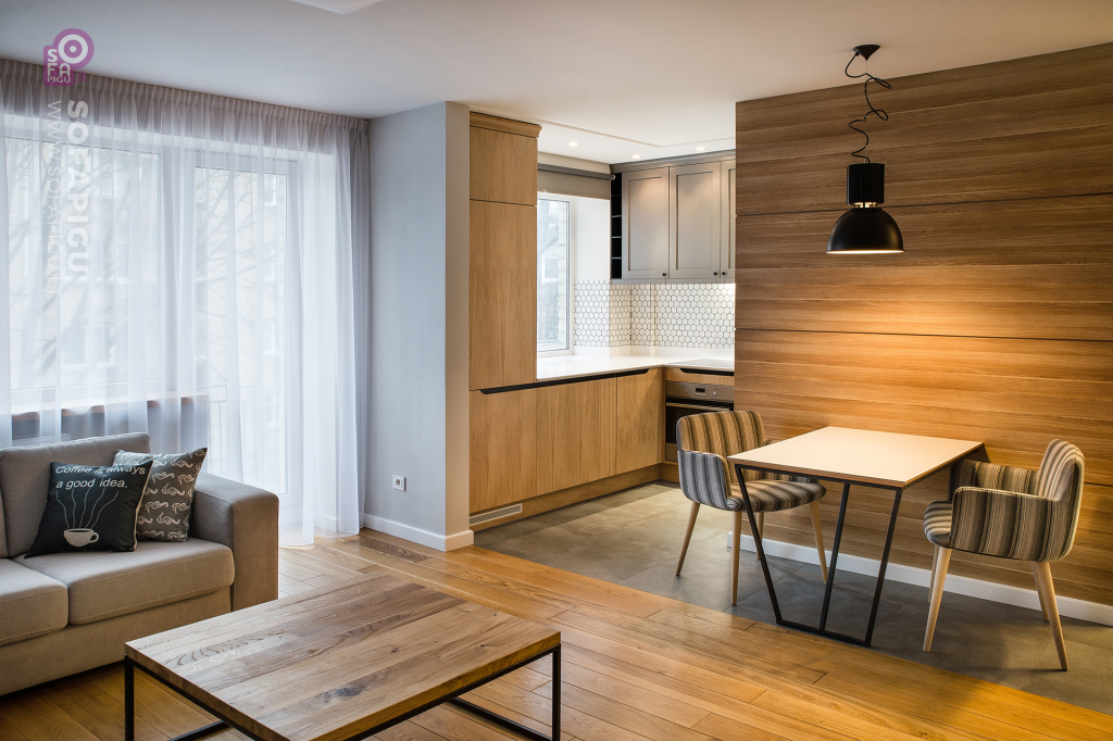 NAMO / BUTO INTERJERAS DIZAINAS PRIES IR PO NUOTRAUKOS GERA KOKYBE